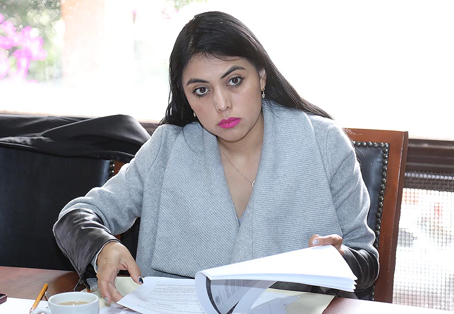 Exhorto a SCT para revisar polarizado en taxis. | Congreso de San Luis Potosi